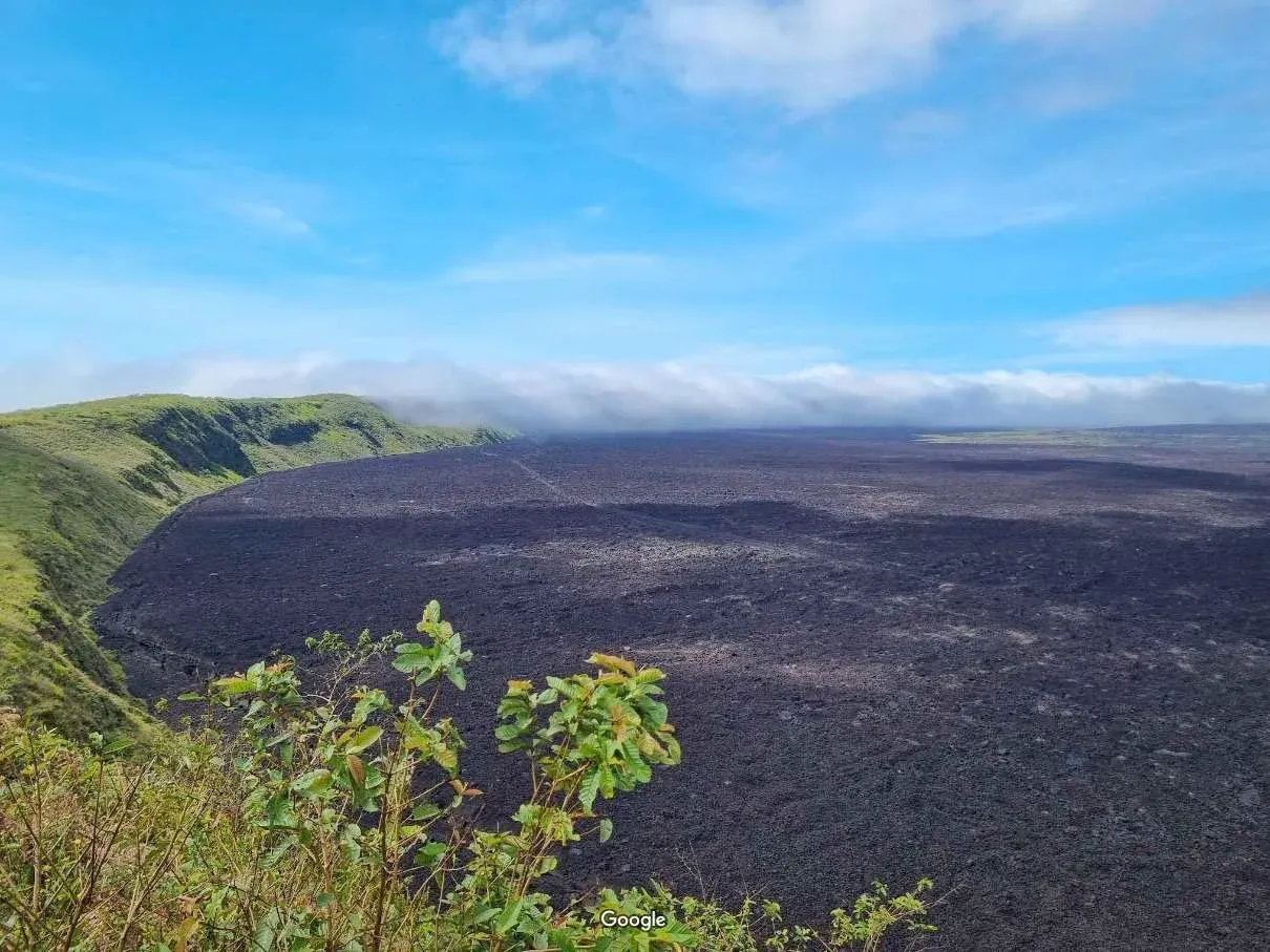 Volcán Sierra Negra en isla Isabela: La aventura volcánica más ...